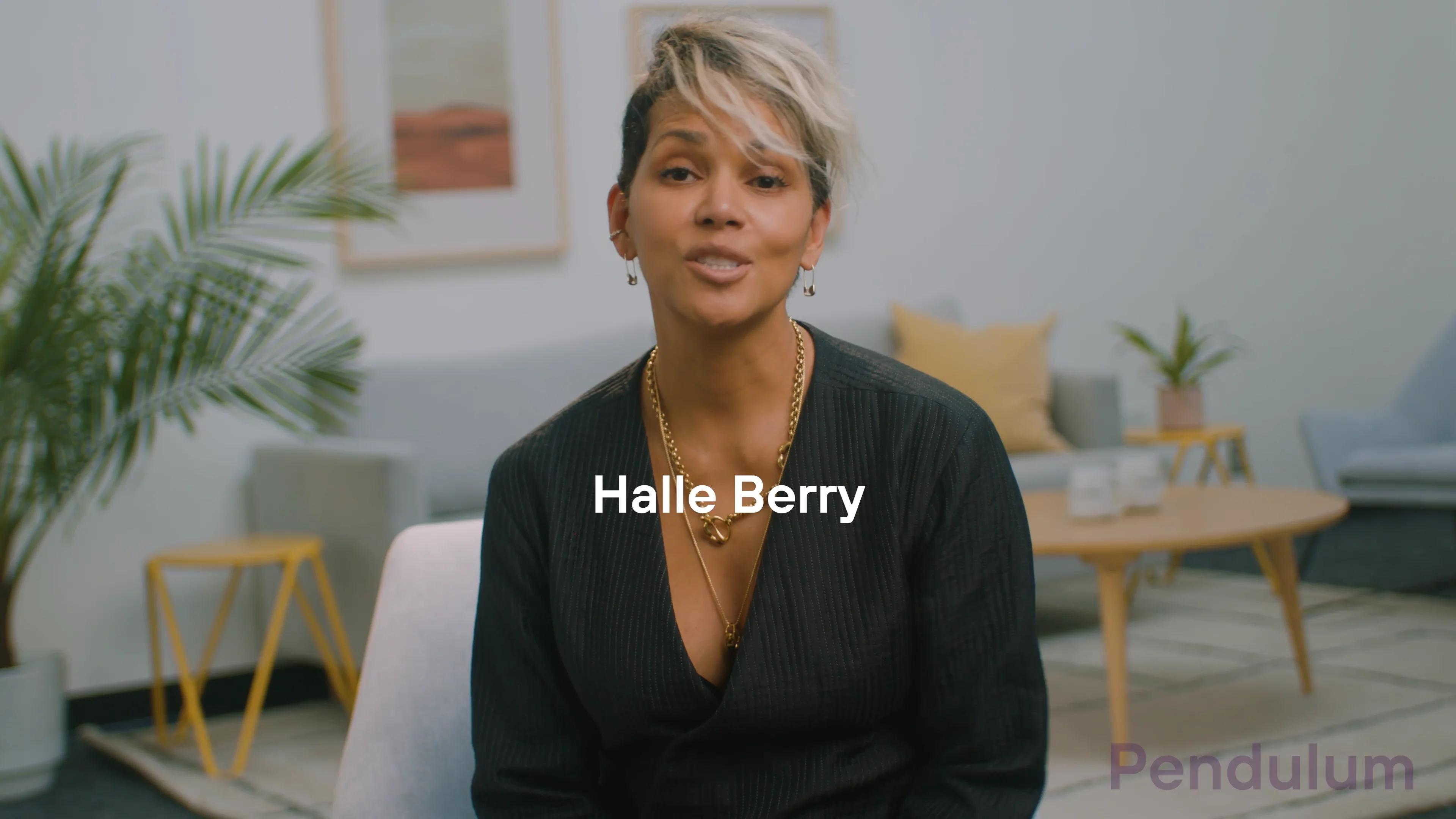 Halle Berry & Pendulum (16x9) on Vimeo