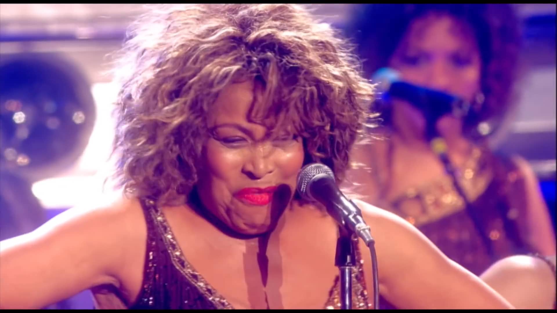 Tina Turner Proud Mary Live from Arnhem Netherlands - 3/21/2009 on Vimeo