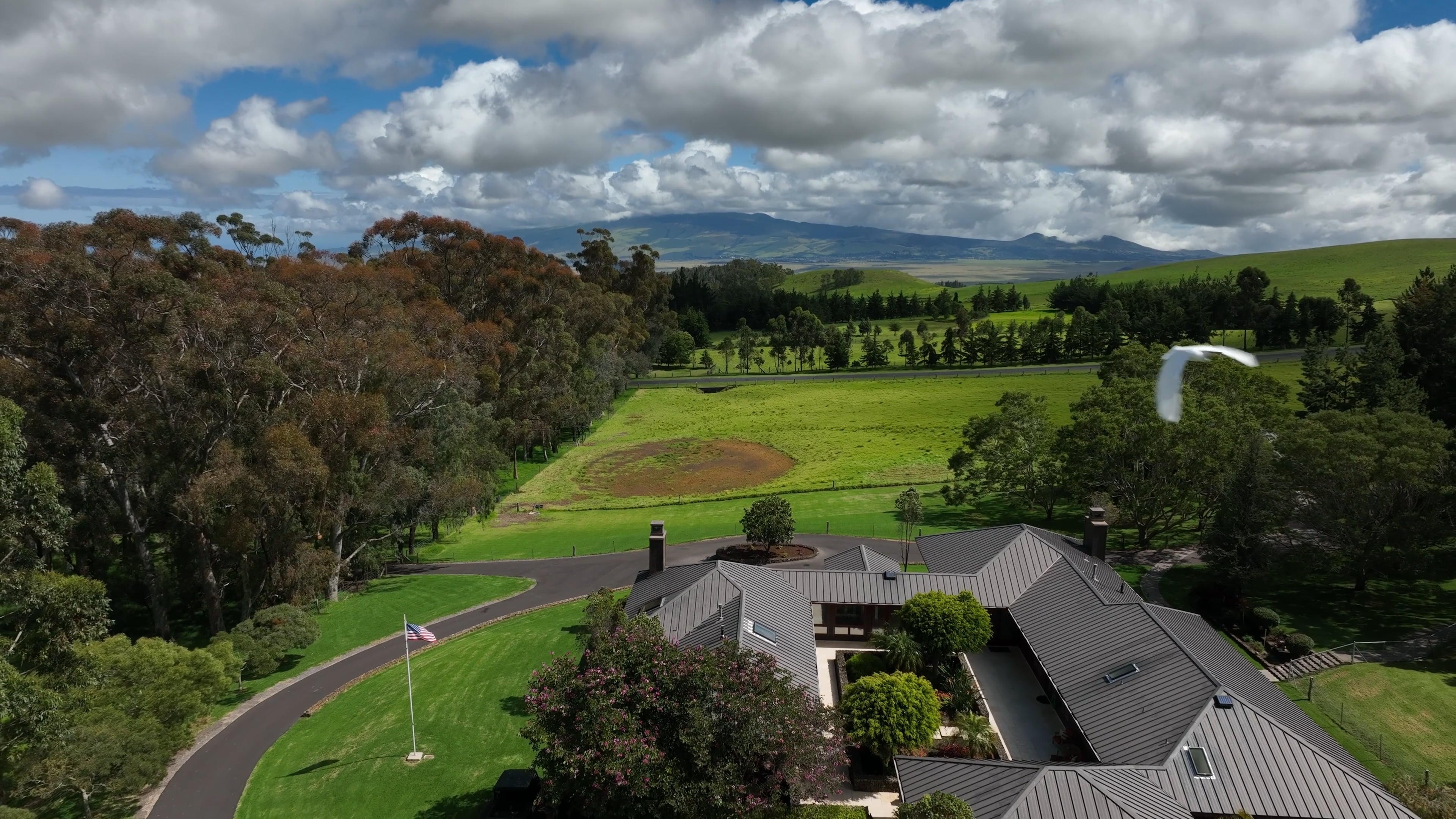 The Big Island of Hawai'i - N. Alulike Rd, Waikii Ranch on Vimeo