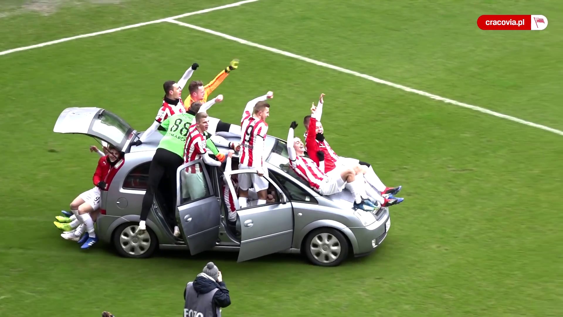 Unique football goal celebrations on Vimeo