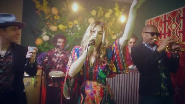 Casa DJ Live - Bet you look good on the dancefloor (Remix) on Vimeo