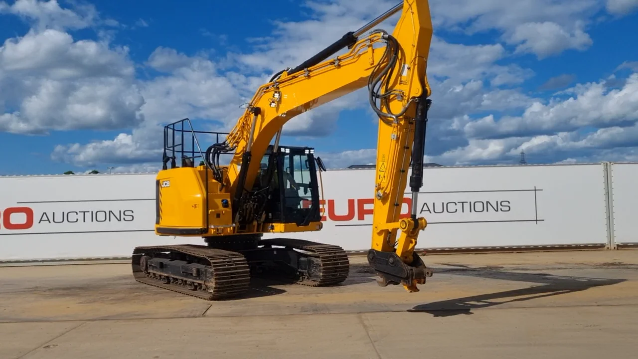 JCB 245XR SV - Leeds June 23