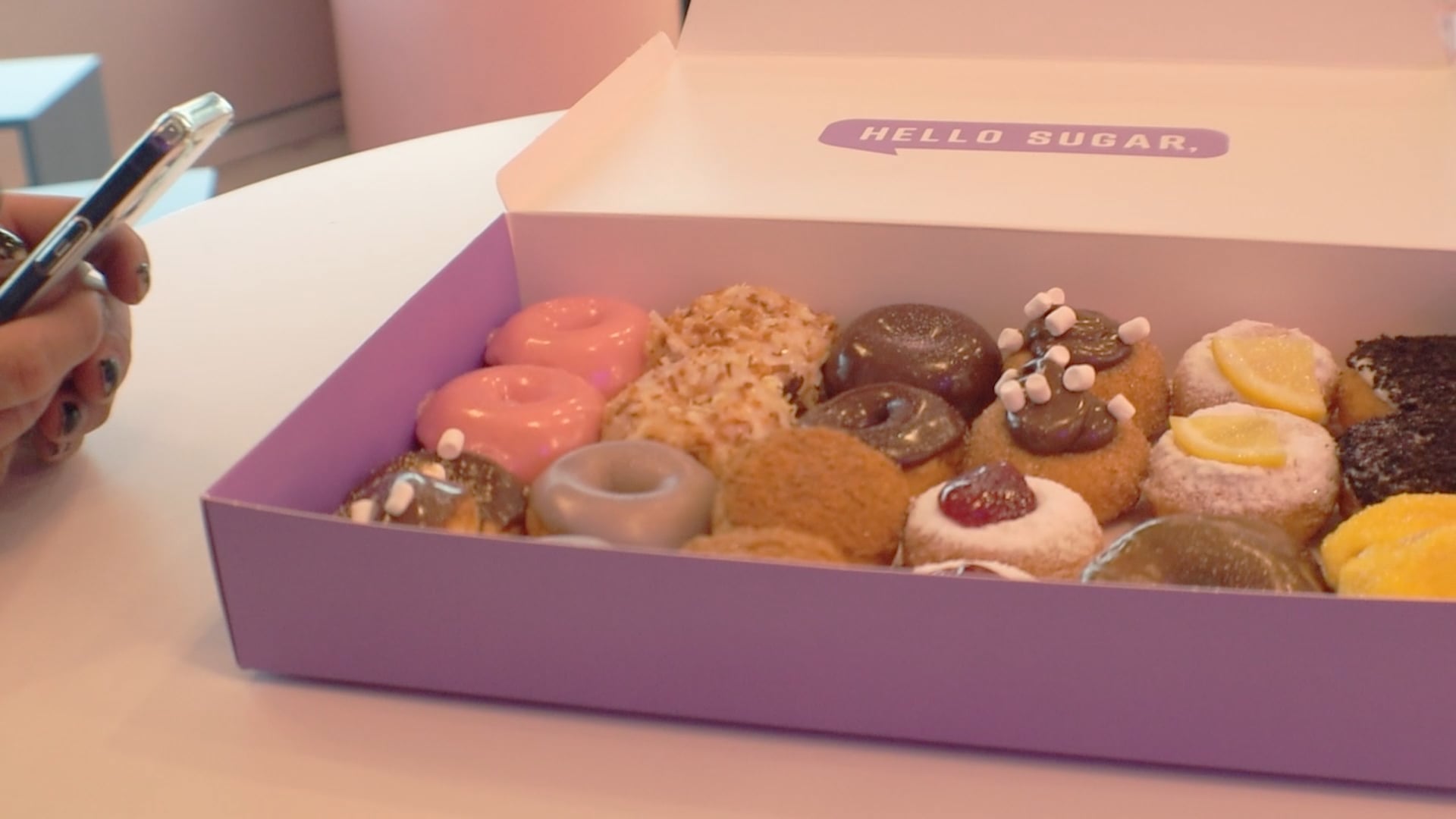 HelloSugar-00- on Vimeo