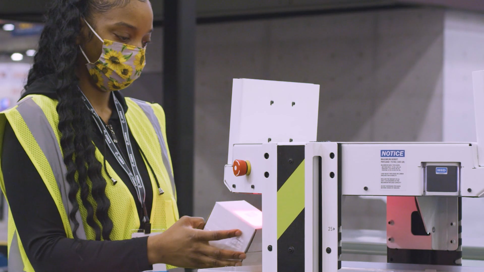 Jim Lawton: How to leverage both people and robots in warehousing on Vimeo
