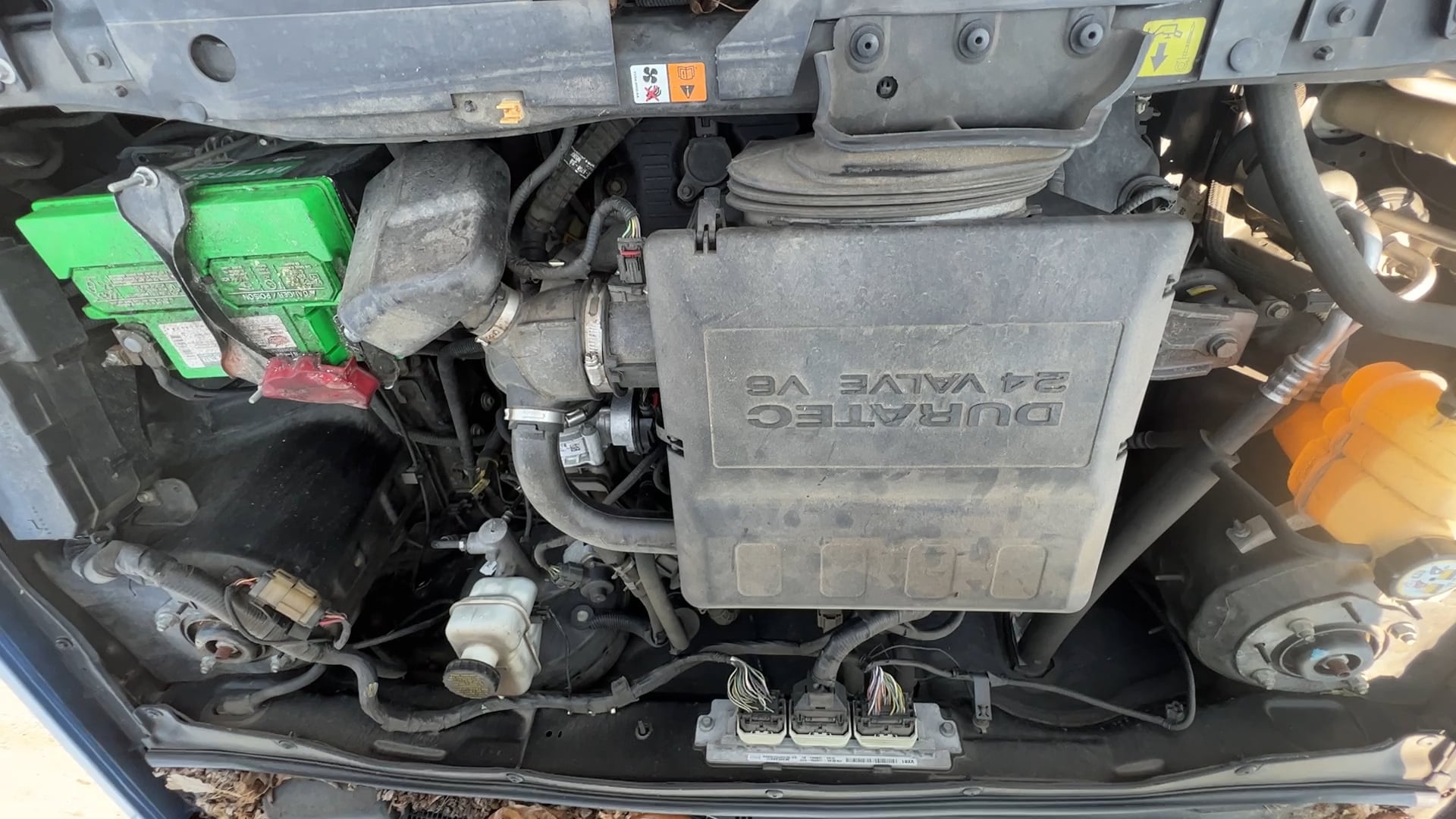 DEI880518 2009 Ford Escape on Vimeo