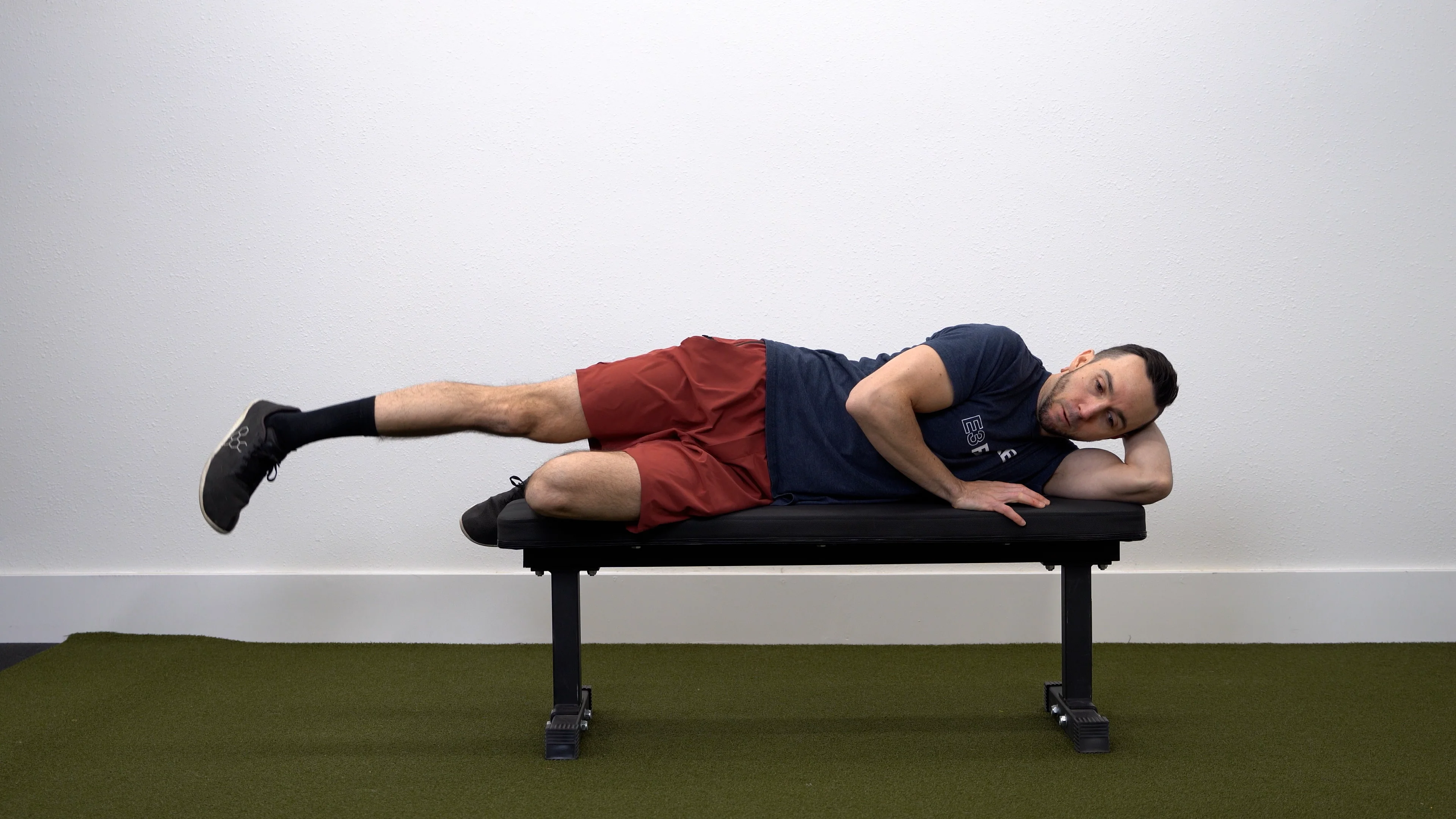 Side Lying Hip Abduction - Bench (Demo)