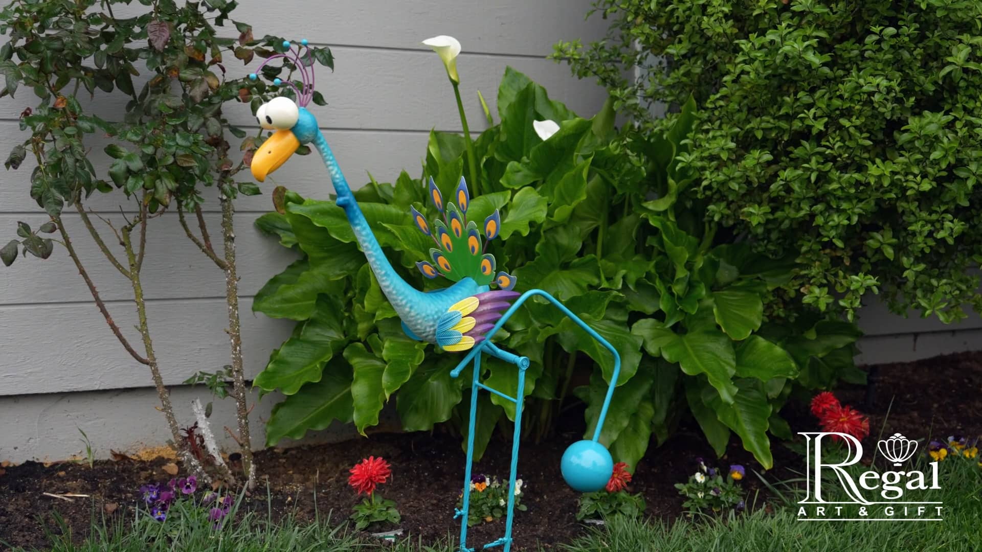 13502 Goofy Rocker Stake Peacock on Vimeo