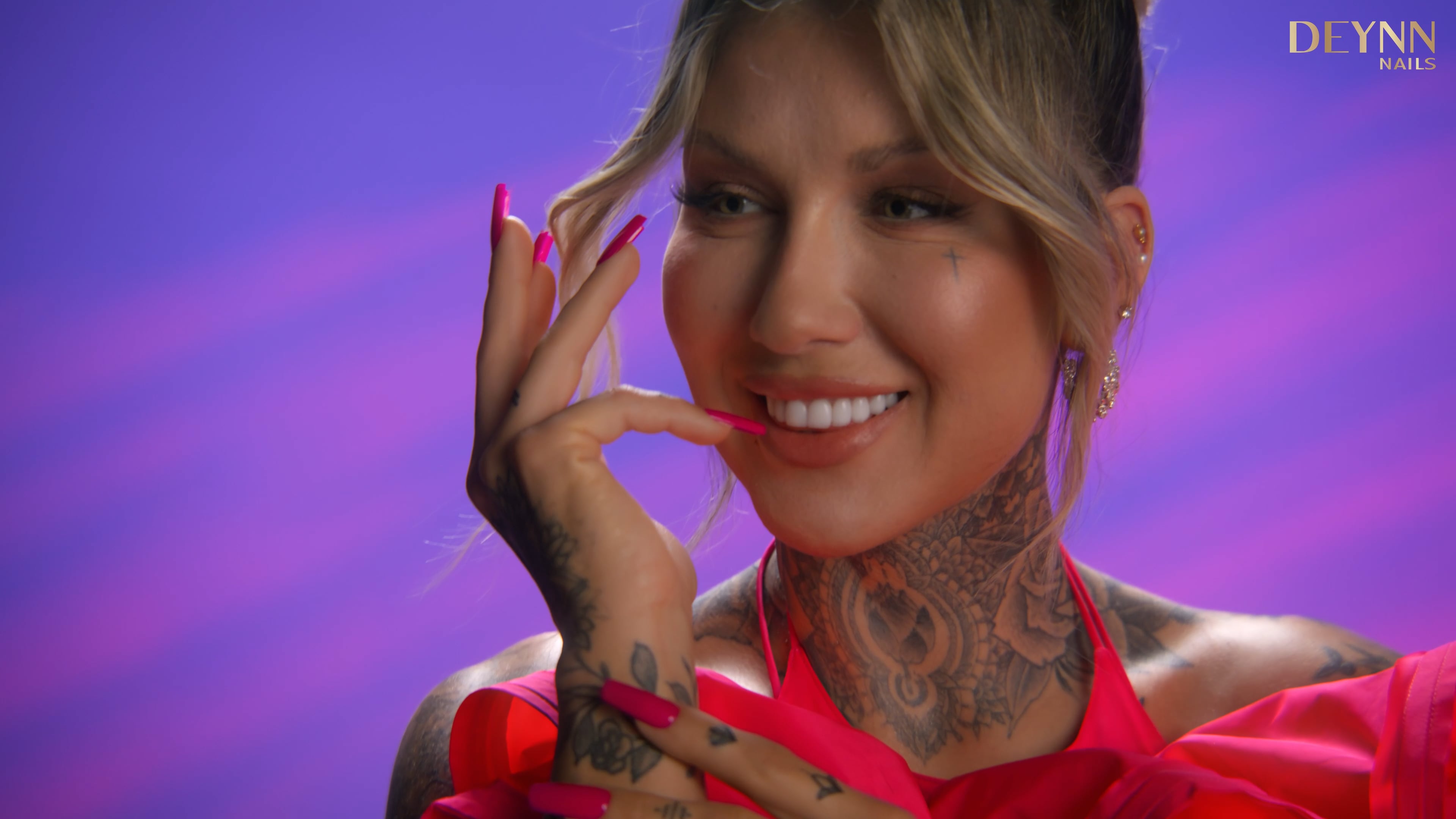 Deynn Nails - "Flampinko" on Vimeo