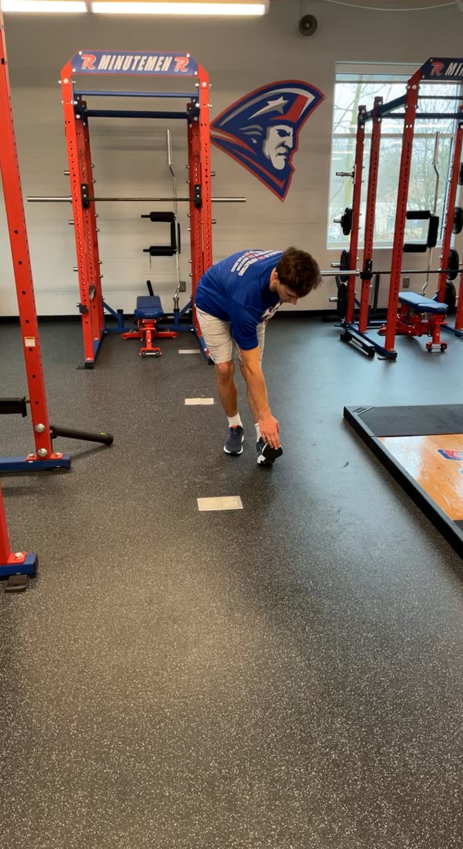 Alt. Toe Touch on Vimeo