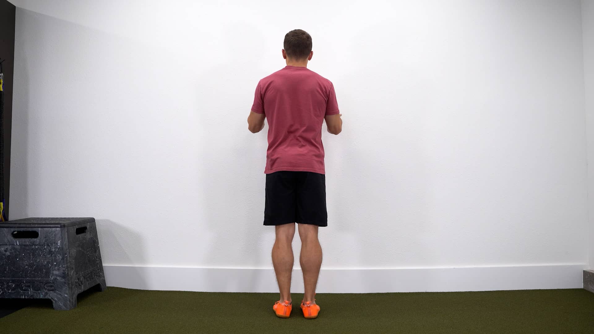 Isometric Heel Raise (Tutorial) on Vimeo