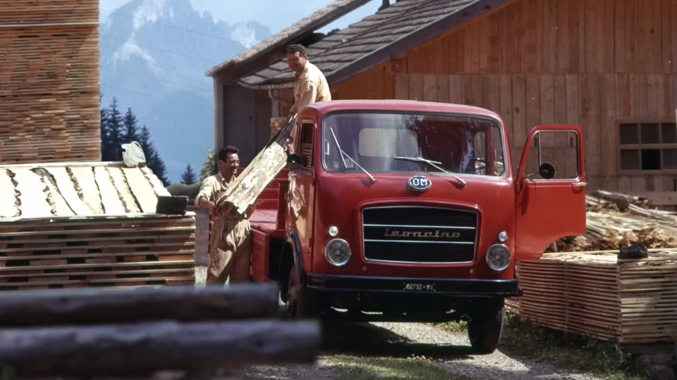 IVECO DAILY LEONCINO on Vimeo