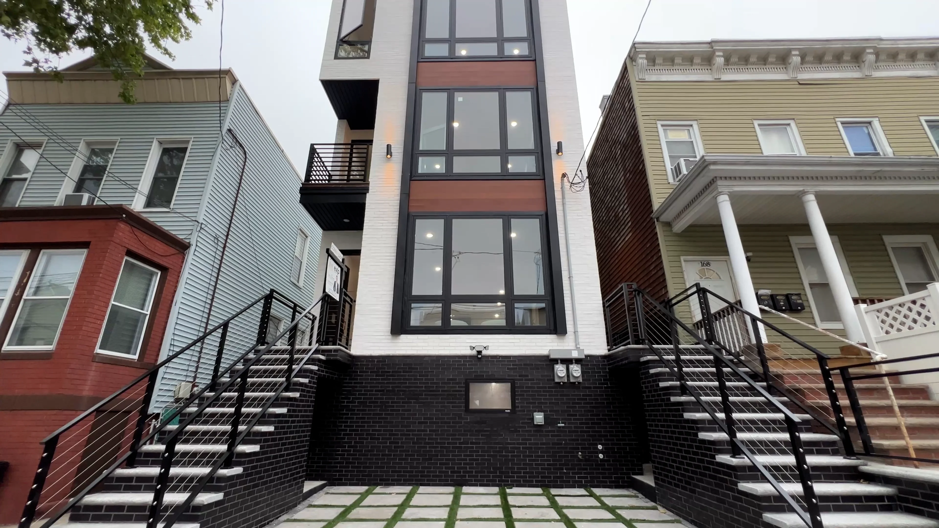 170 Lexington Ave Jersey City - Jamie Moreng on Vimeo