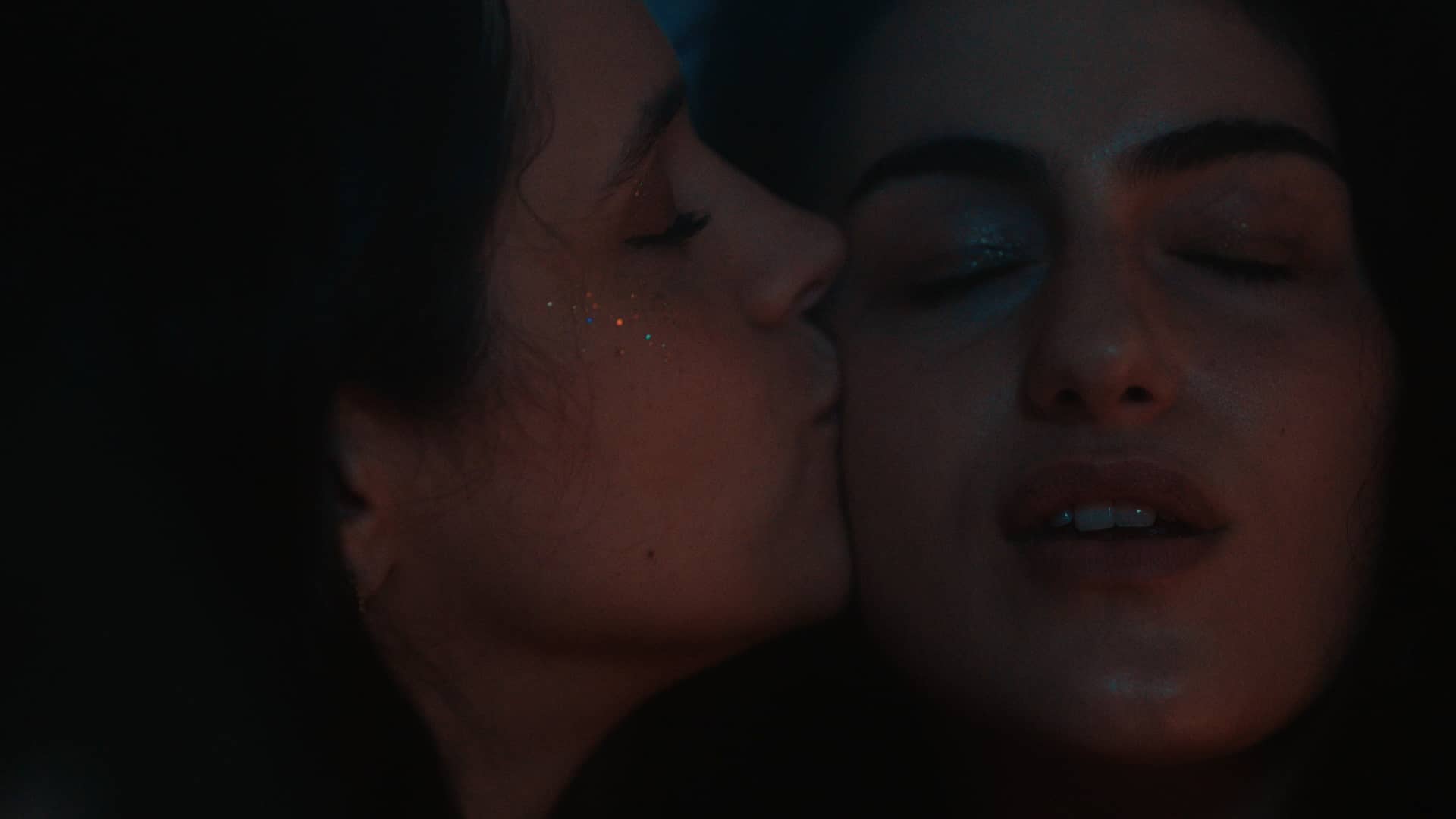 august at twenty-two Trailer on Vimeo