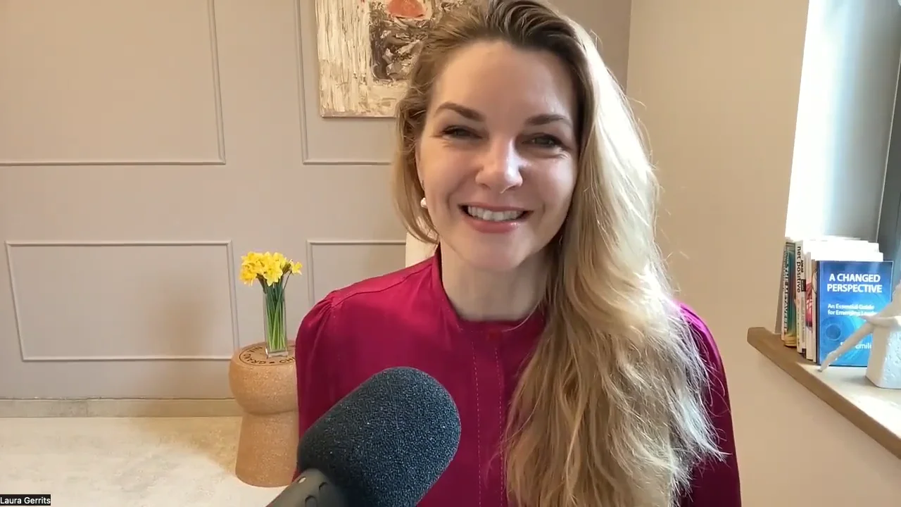 Coaching with Crystal from Laura Gerrits of The Holistic Enterprise on ...