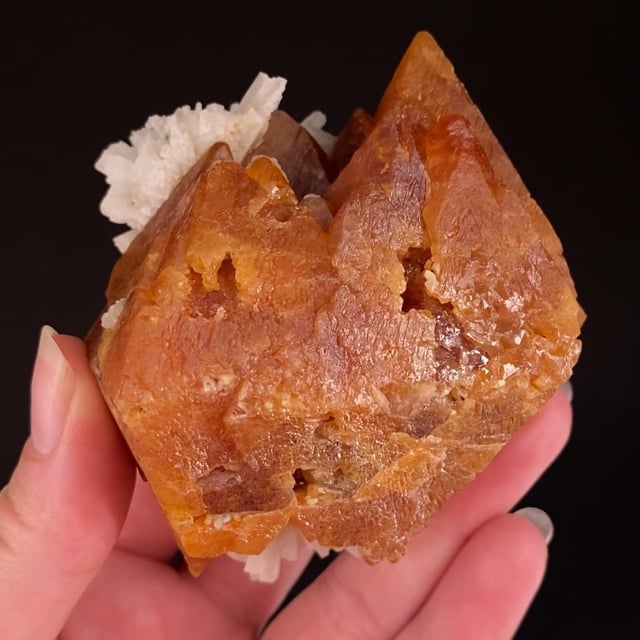 Scheelite with Calcite (rare combo for the locality) | Pingwu Beryl ...