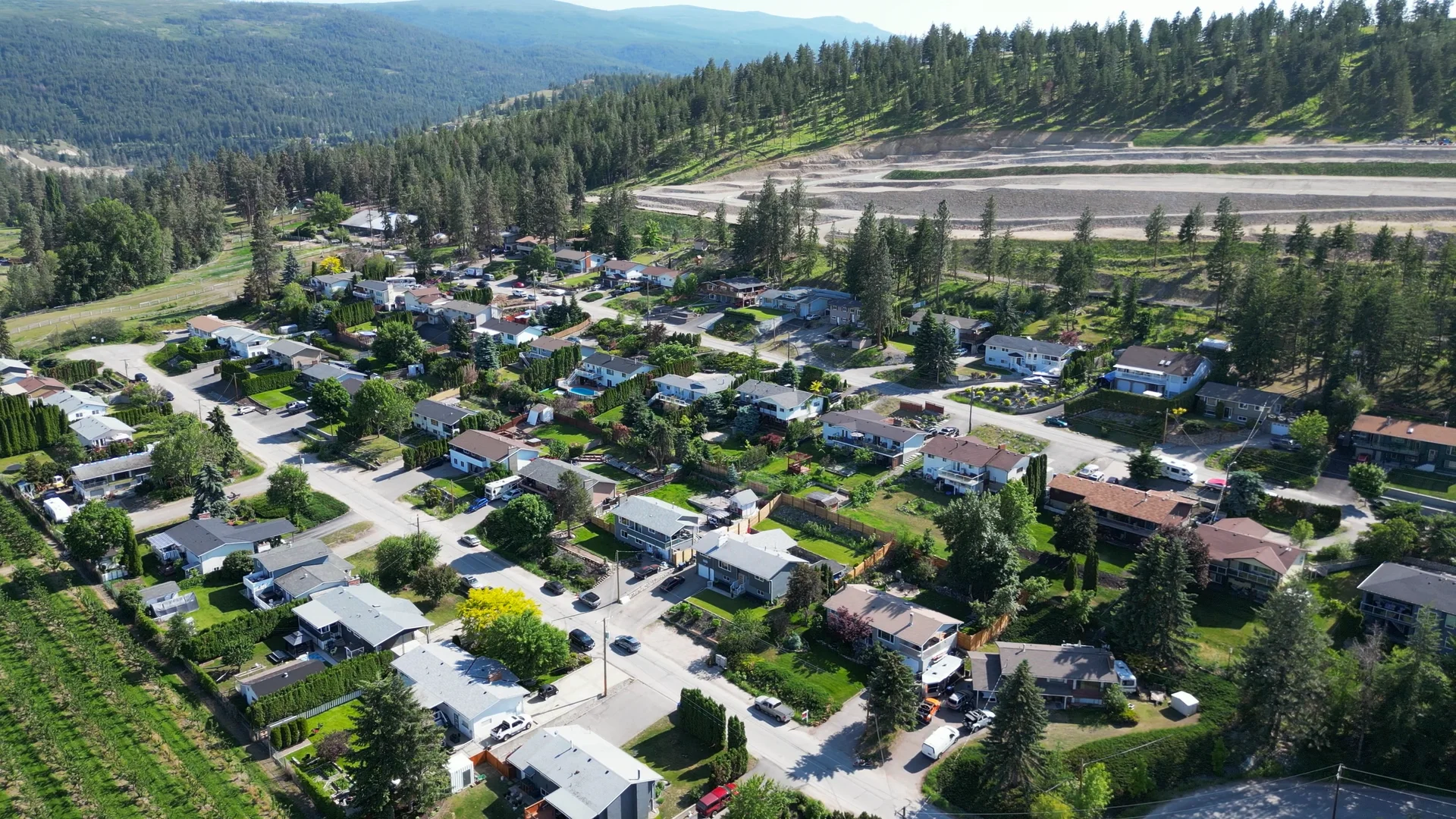 2142 Lynrick Road - Llyod_Listingbox on Vimeo