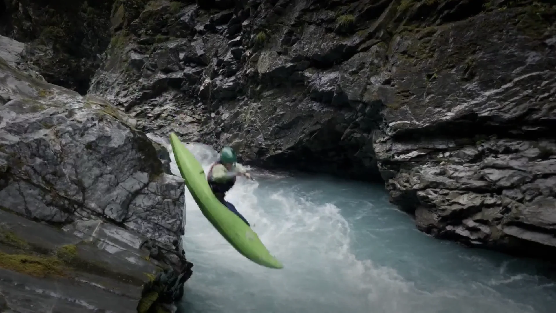 Expédition Kayak_S01 & S02_Trailer_FR w/ENG Sbtl on Vimeo