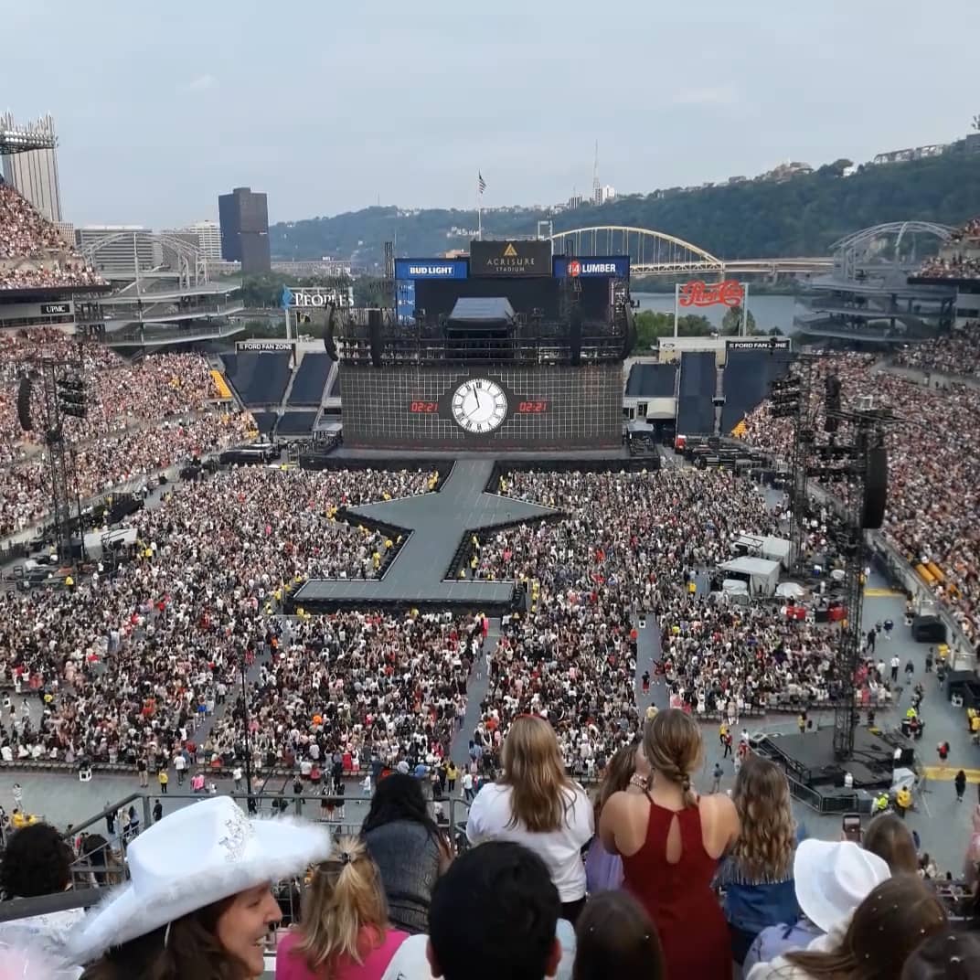 Taylor Swift – Countdown Clock – June 16, 2023 – Pittsburg on Vimeo