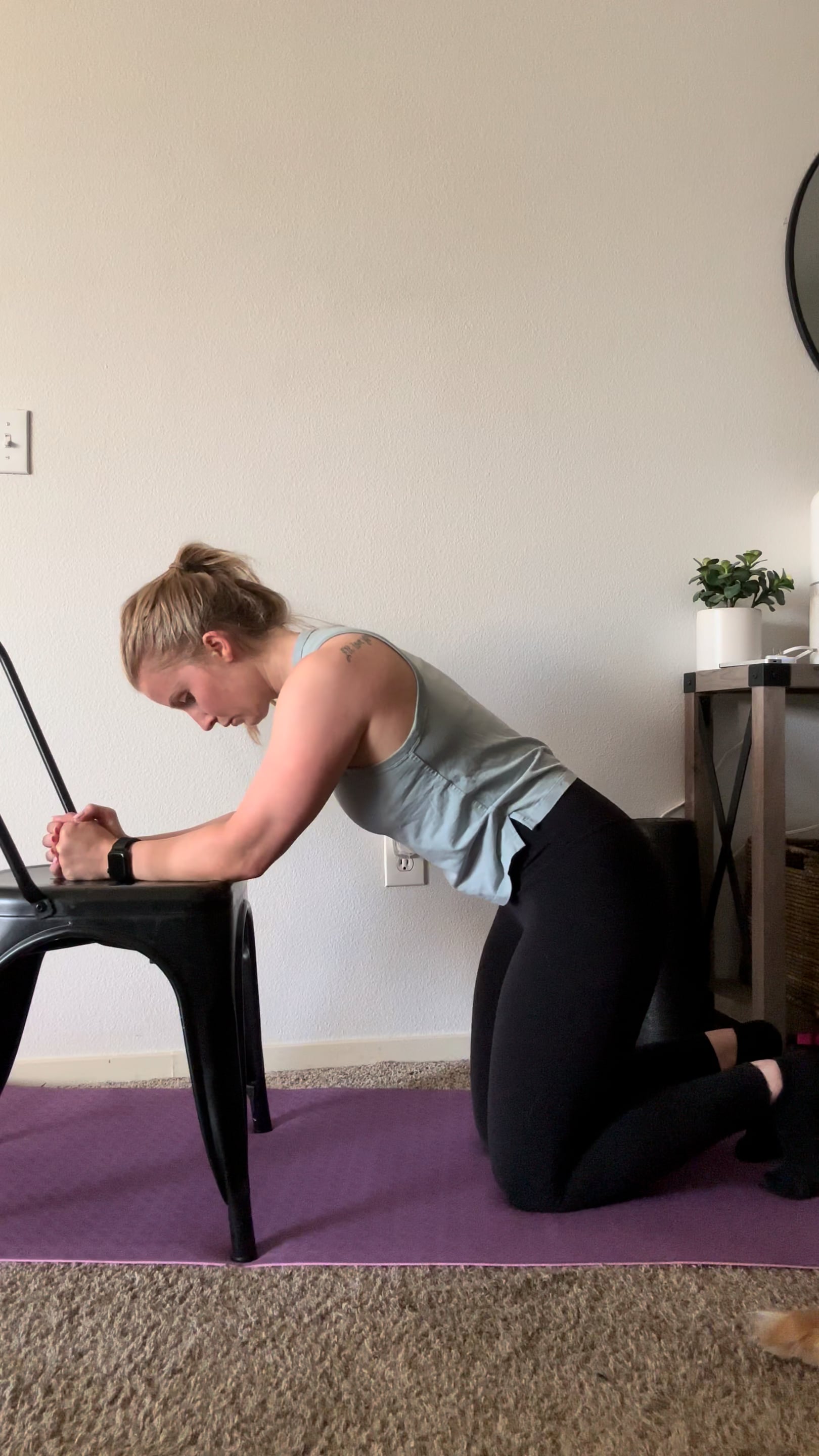 Elevated bear plank on Vimeo