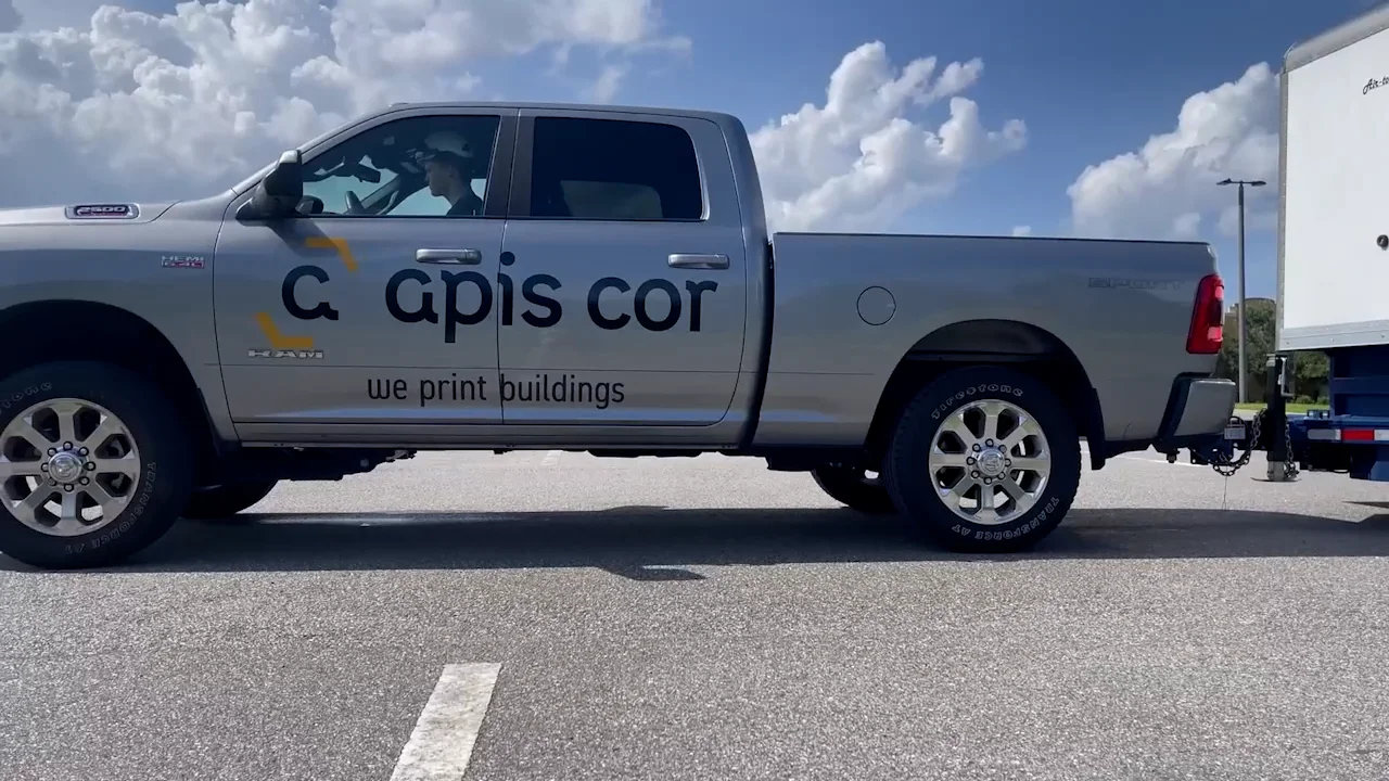 Apis Cor Demo: Printer Drop Off on Vimeo
