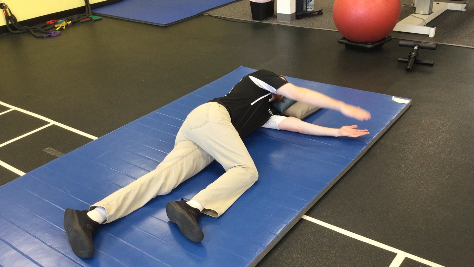 Sidelying Thoracic Rotations- UTR on Vimeo