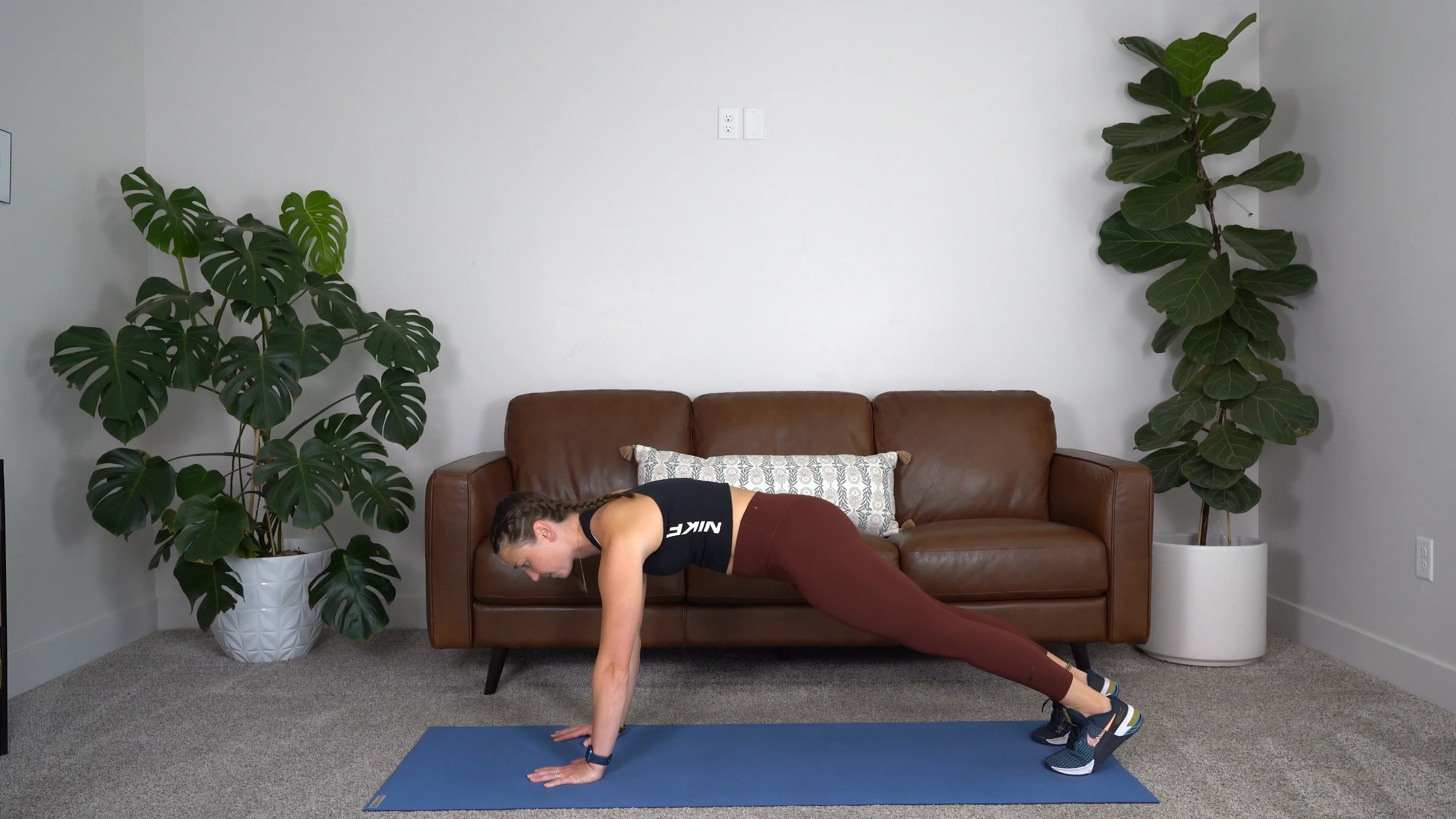 Plank Lateral Walkouts on Vimeo