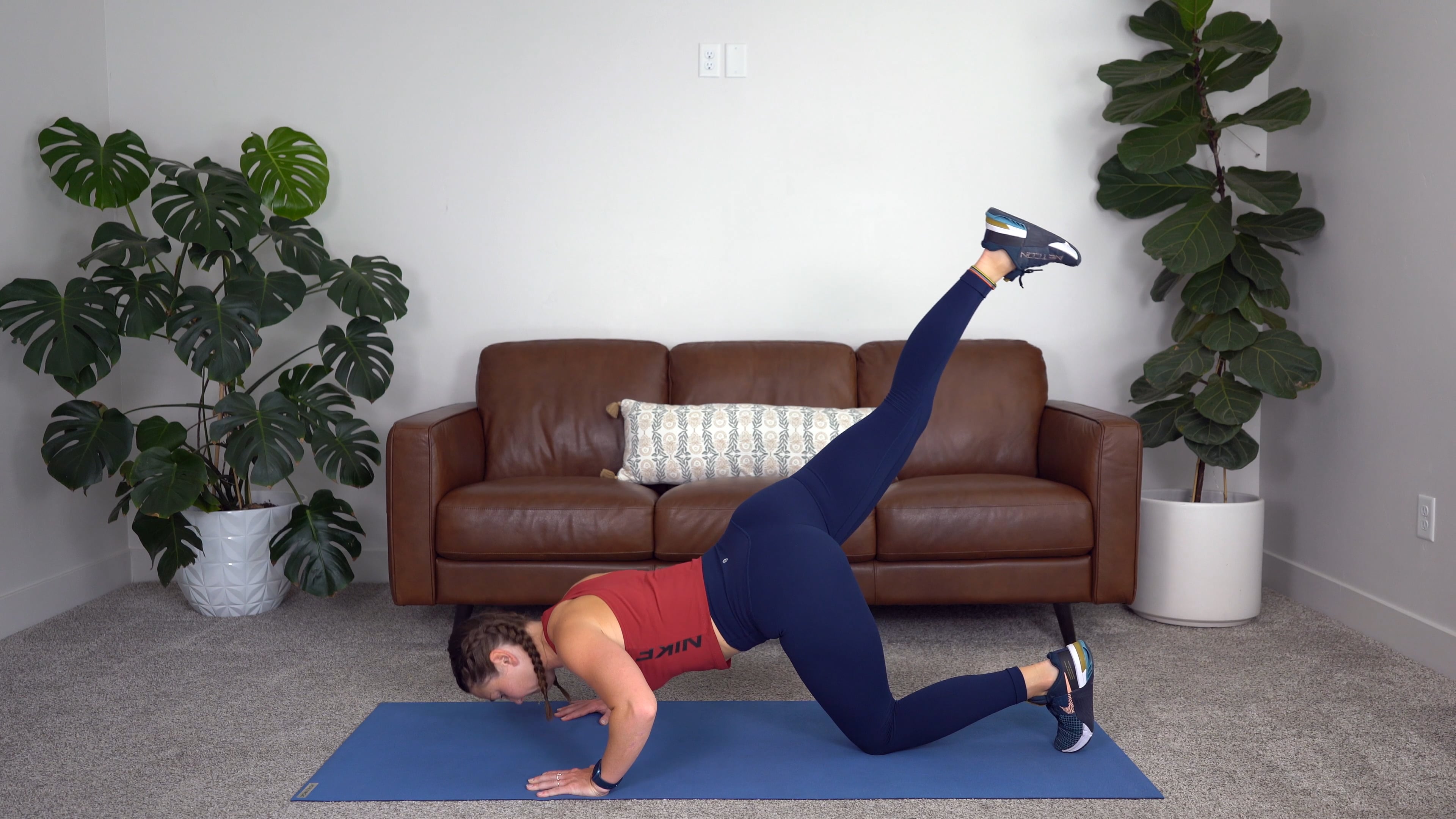 Table Top 3 Point Tricep Push Up on Vimeo