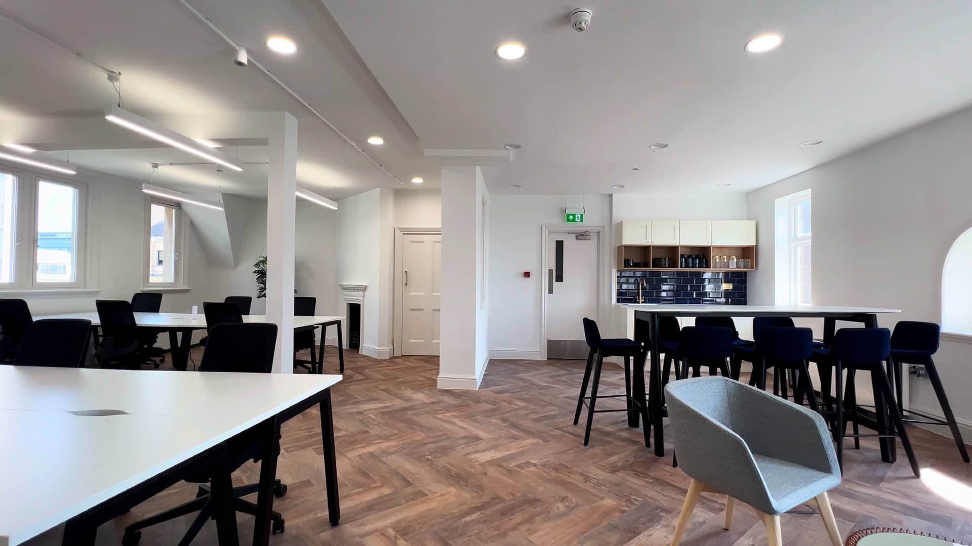 Holborn Town Hall - 4th Floor 75 person self-contained wing on Vimeo