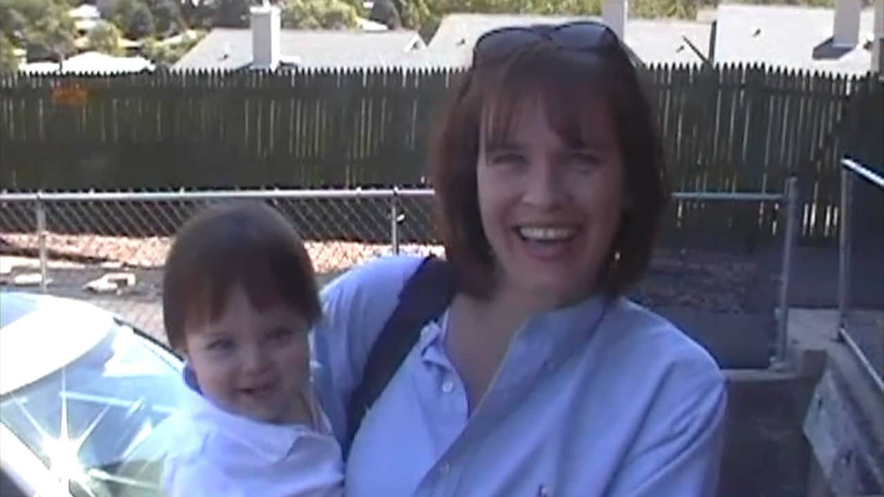 Emma Tumble bee 2002 on Vimeo