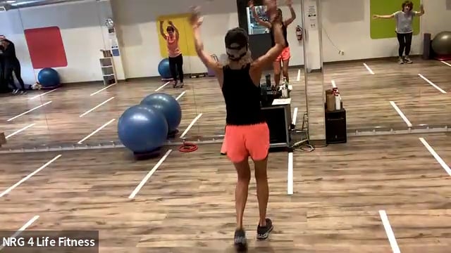 Cardio Chisel 1-2 with Sarah! on Vimeo