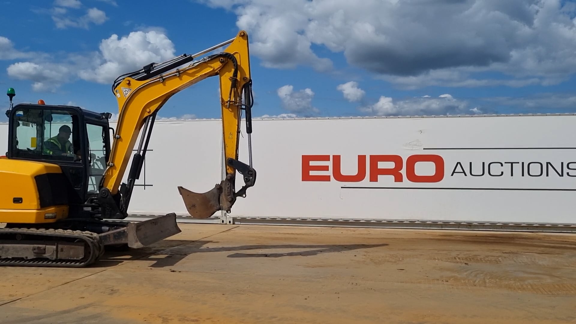 JCB 65R-1 - Leeds August 23 on Vimeo