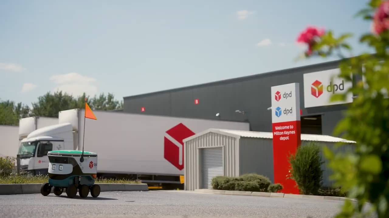 Cartken + DPD UK making parcel deliveries greener on Vimeo