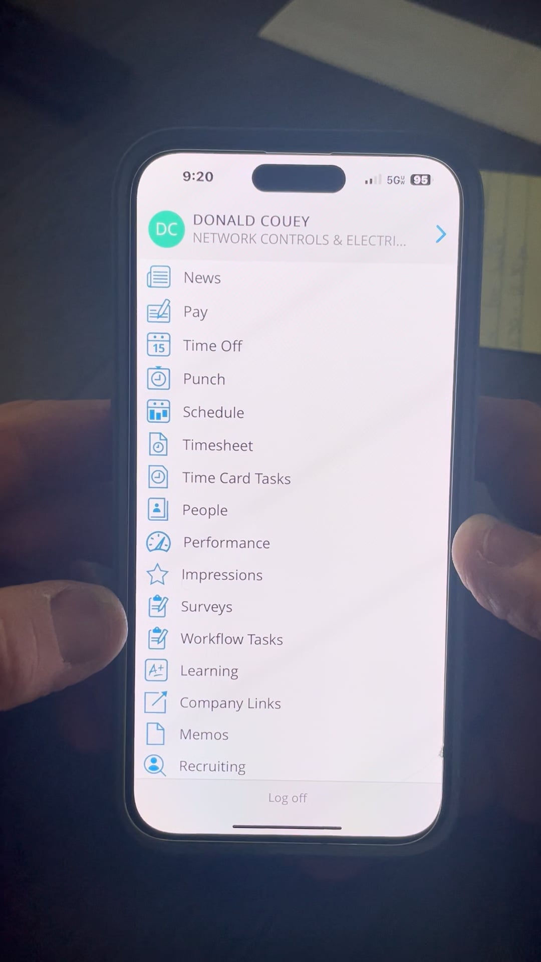 VIDEO - How to enter your time in the Paylocity mobile app