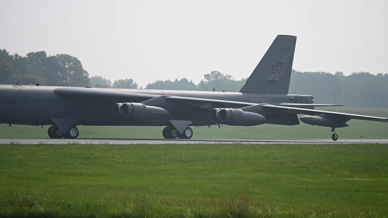 B-52 flies from Griffiss Business and Technology Park - June 30, 2023 ...