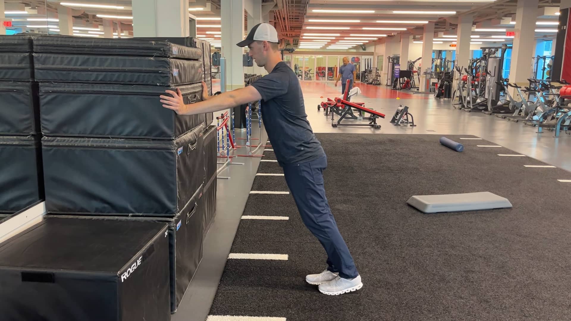 Wall Supported Hip Airplane on Vimeo