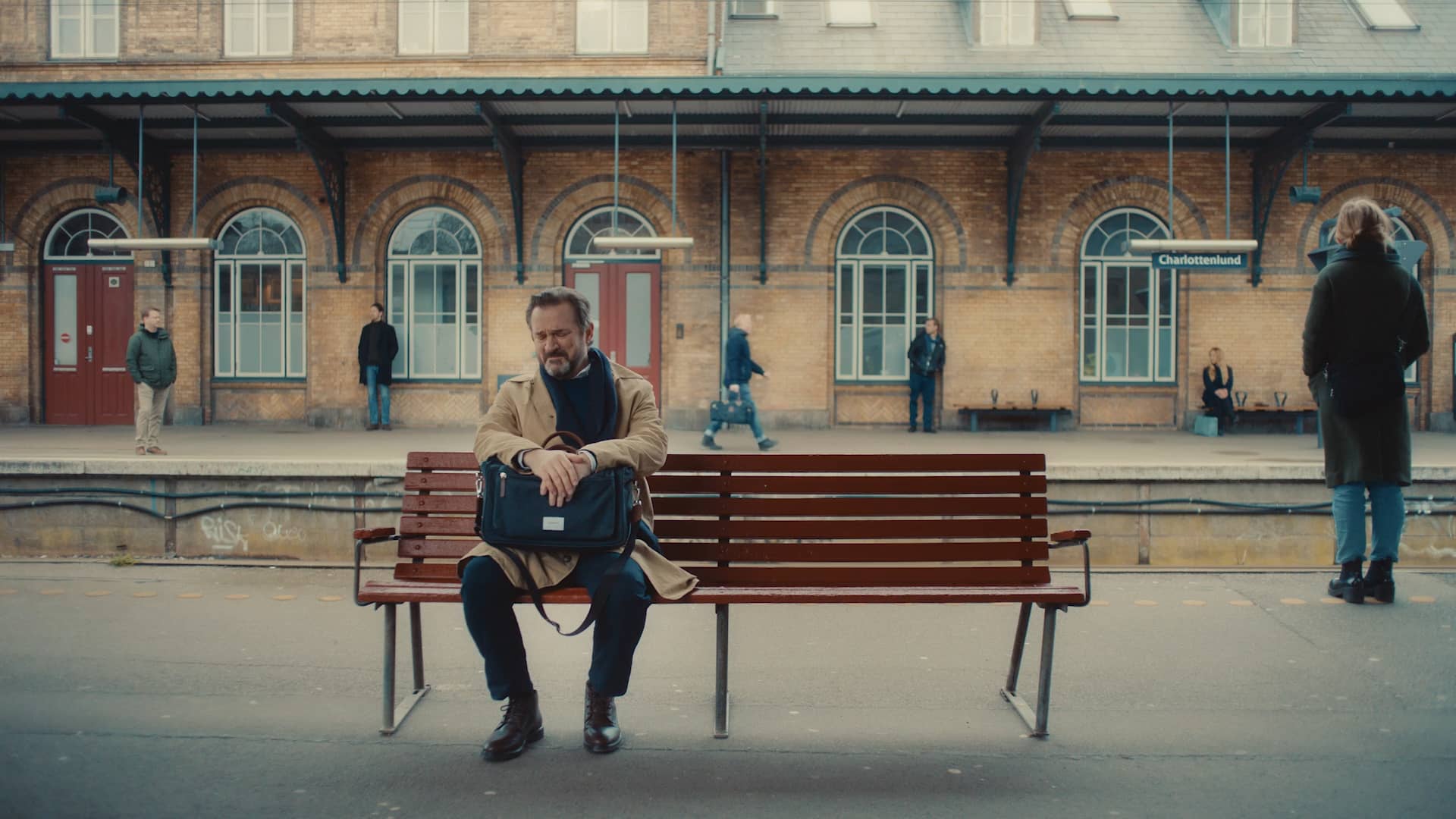 2_Specsavers - Bench on Vimeo