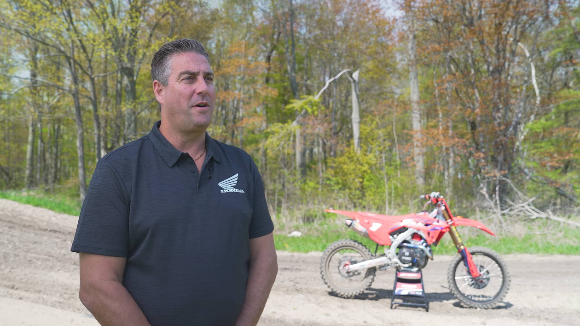 Larry Interview EN REV01 w french on Vimeo