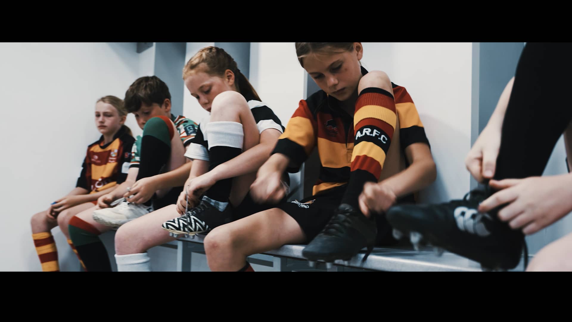 HARLEQUINS RFC_HOME KIT LAUNCH 2023 16-9 V3 ENDLSATE on Vimeo