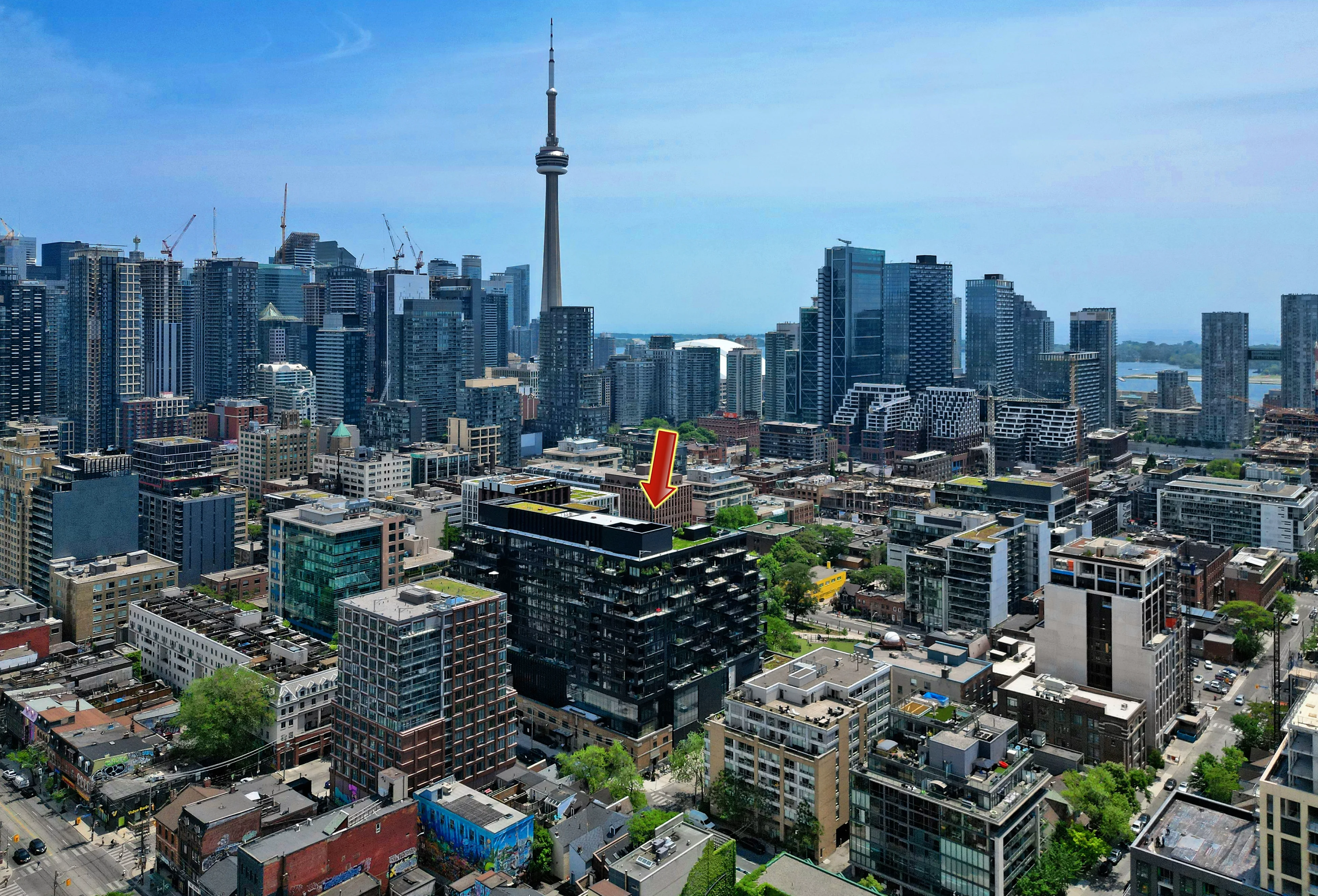 1 Bedroom Suite In The Downtown Toronto Core on Vimeo