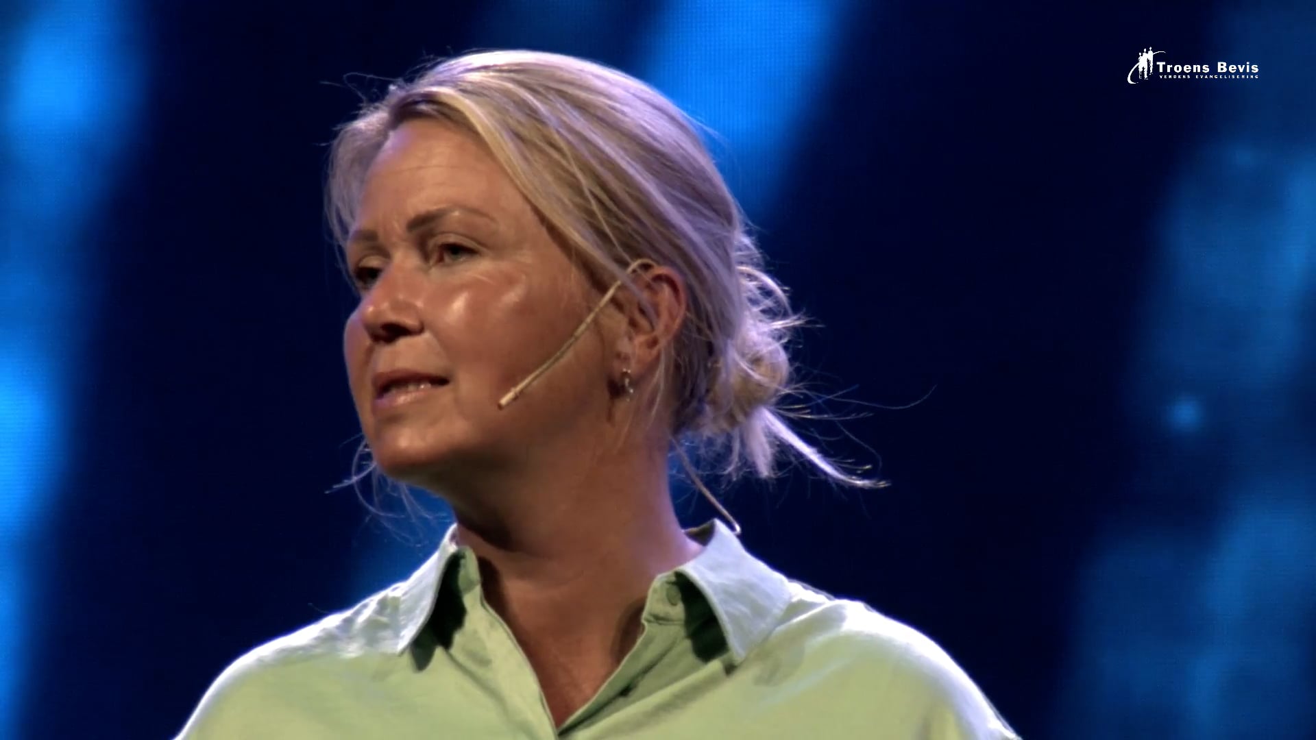 Kveldsmøte 08. juli med Siri Iversen. on Vimeo