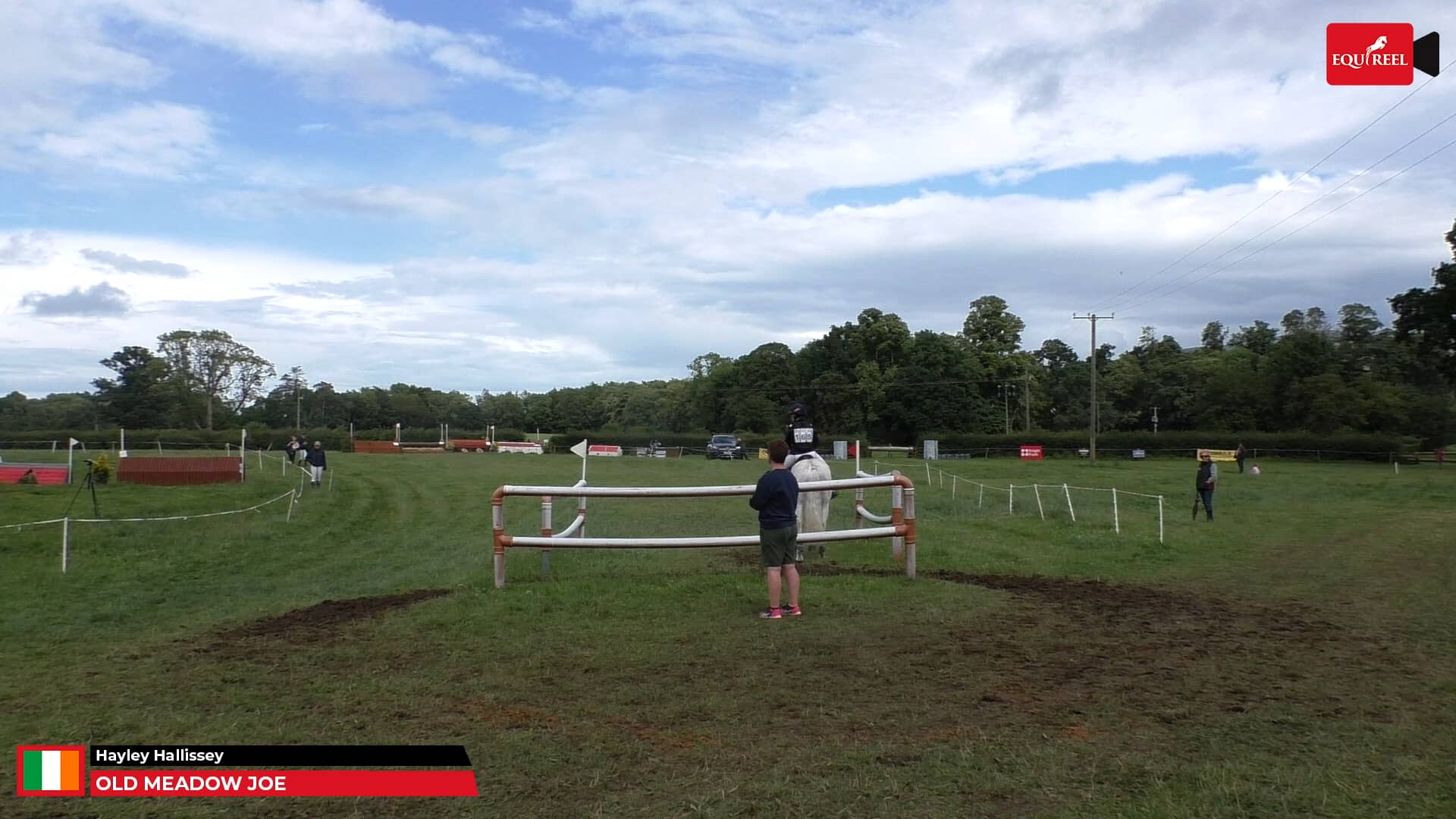EQUIREEL 165 Hayley Hallissey & Old meadow joe at GROVE PONY CLUB ODE ...