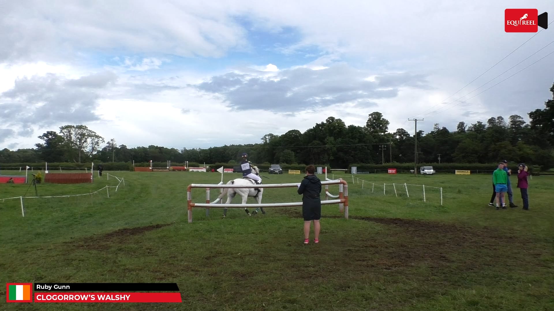 EQUIREEL 95 Ruby Gunn & Clogorrow's Walshy at GROVE PONY CLUB ODE JULY ...