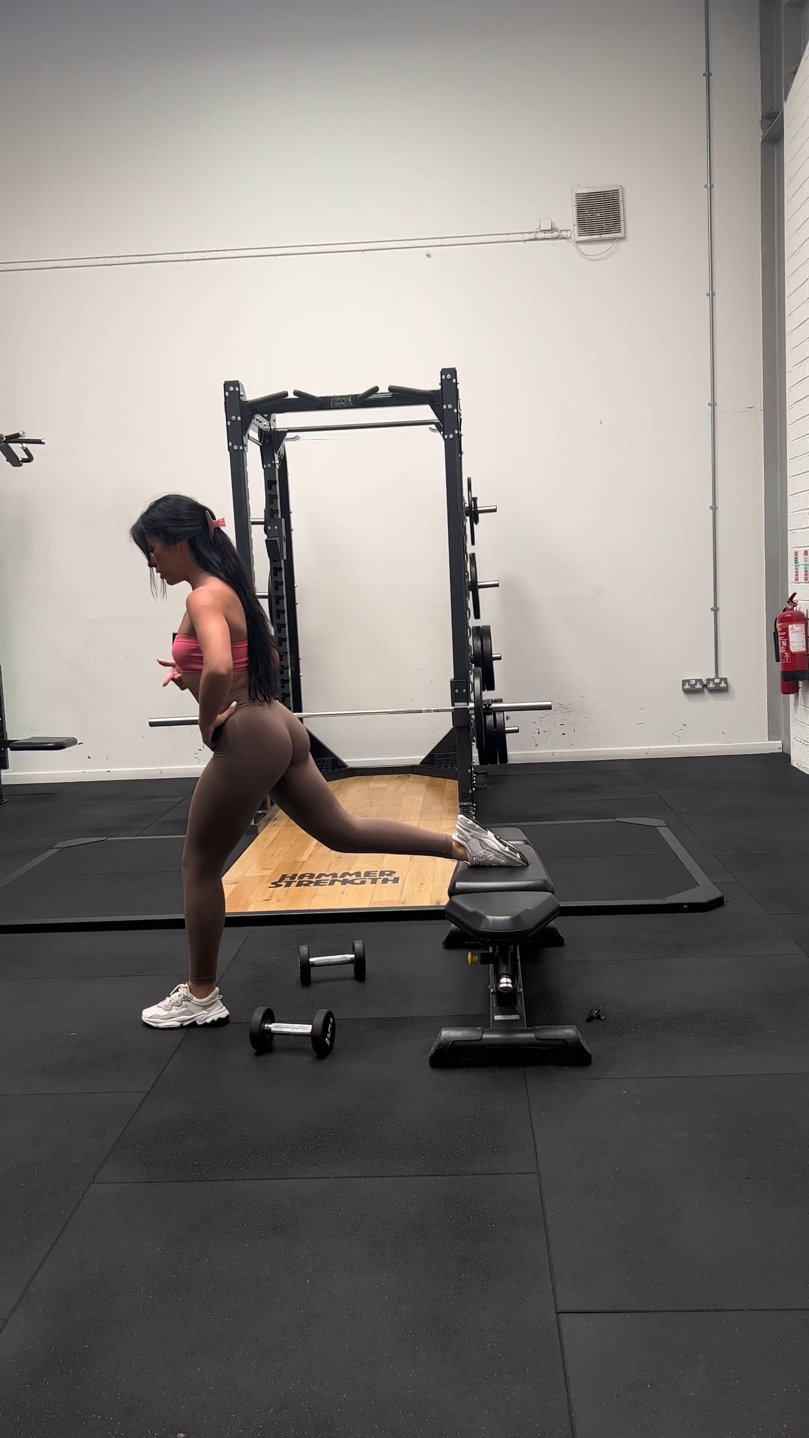 Glute focused split squat on Vimeo