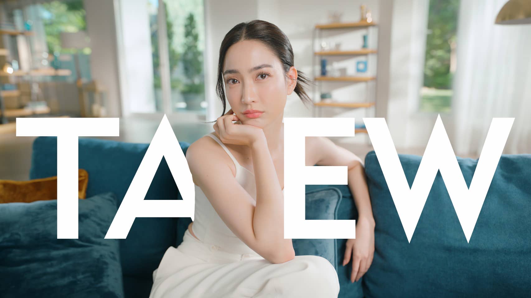 Online: NIVEA_Luminous630 on Vimeo