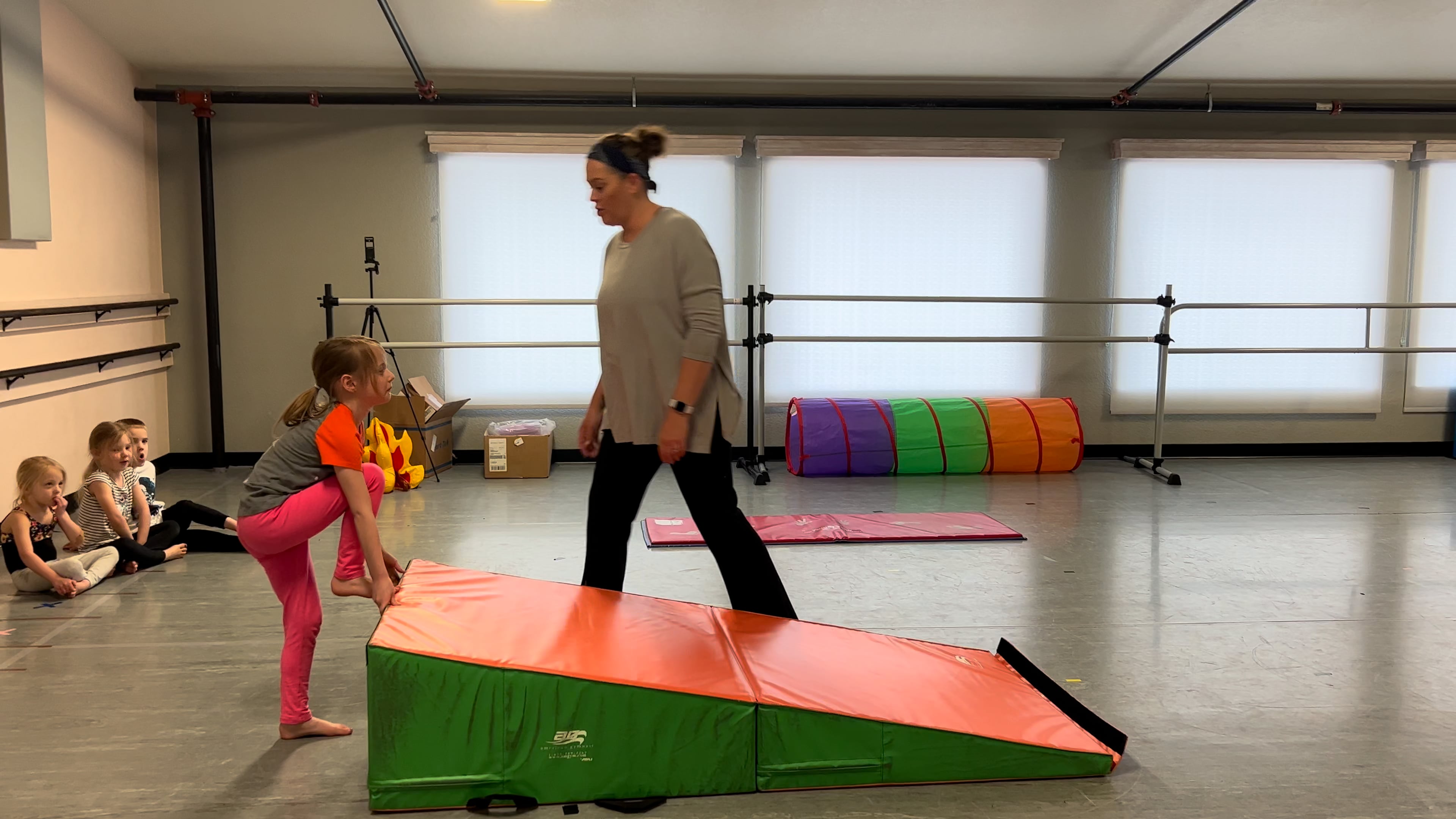 Summersaults with kids on Vimeo