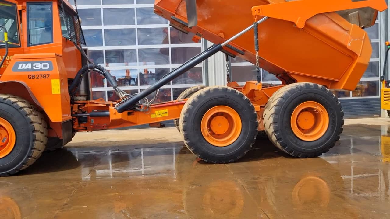 Doosan DA30 - Leeds August 23 on Vimeo