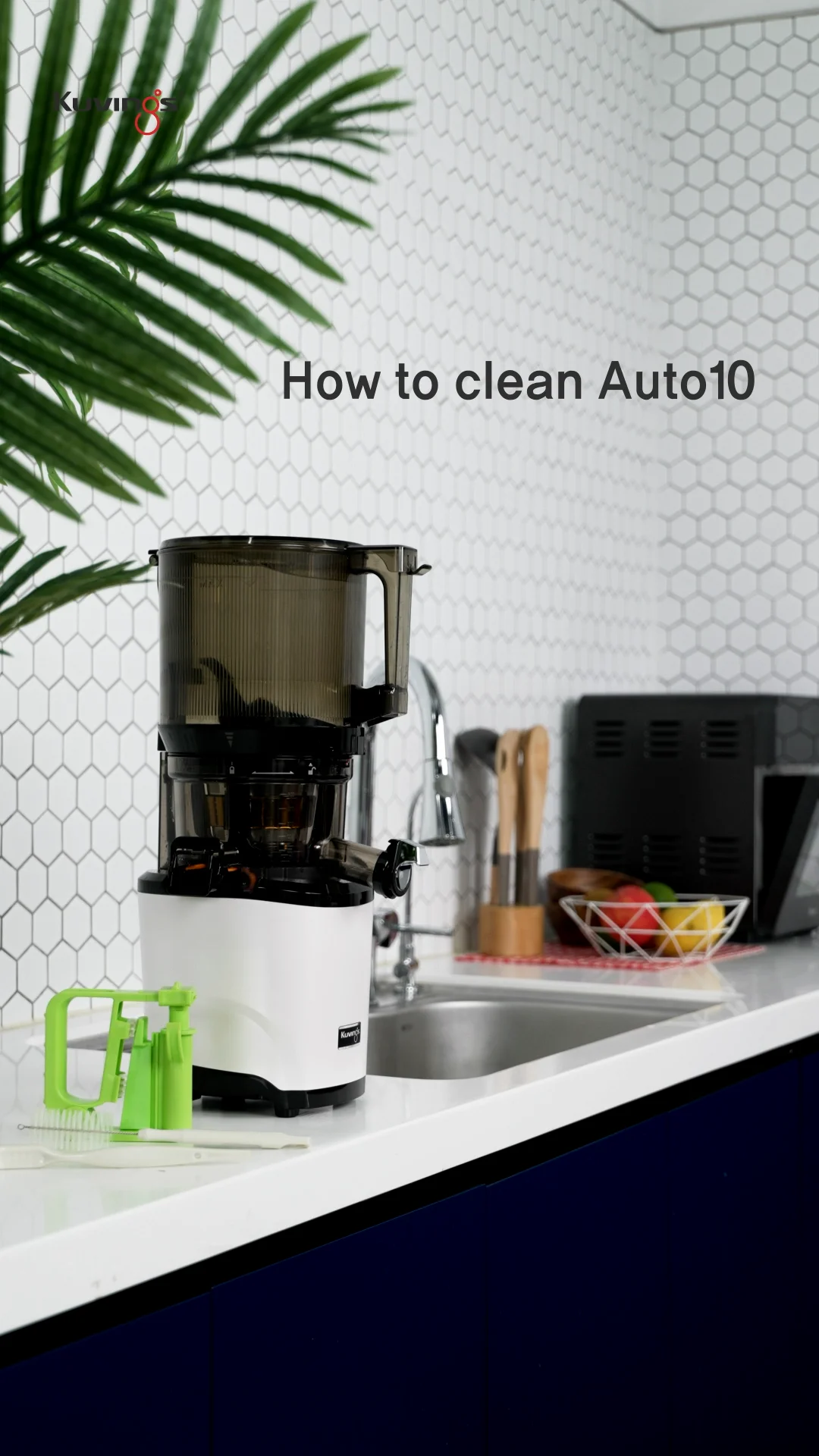Kuvings AUTO10 Cleaning on Vimeo