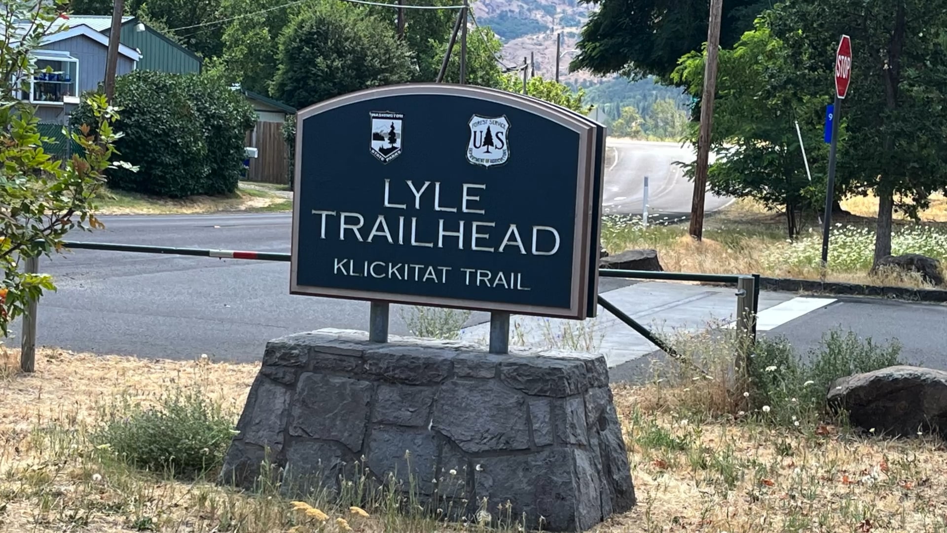 070923-Lyle Trailhead Klickitat trail-edited on Vimeo