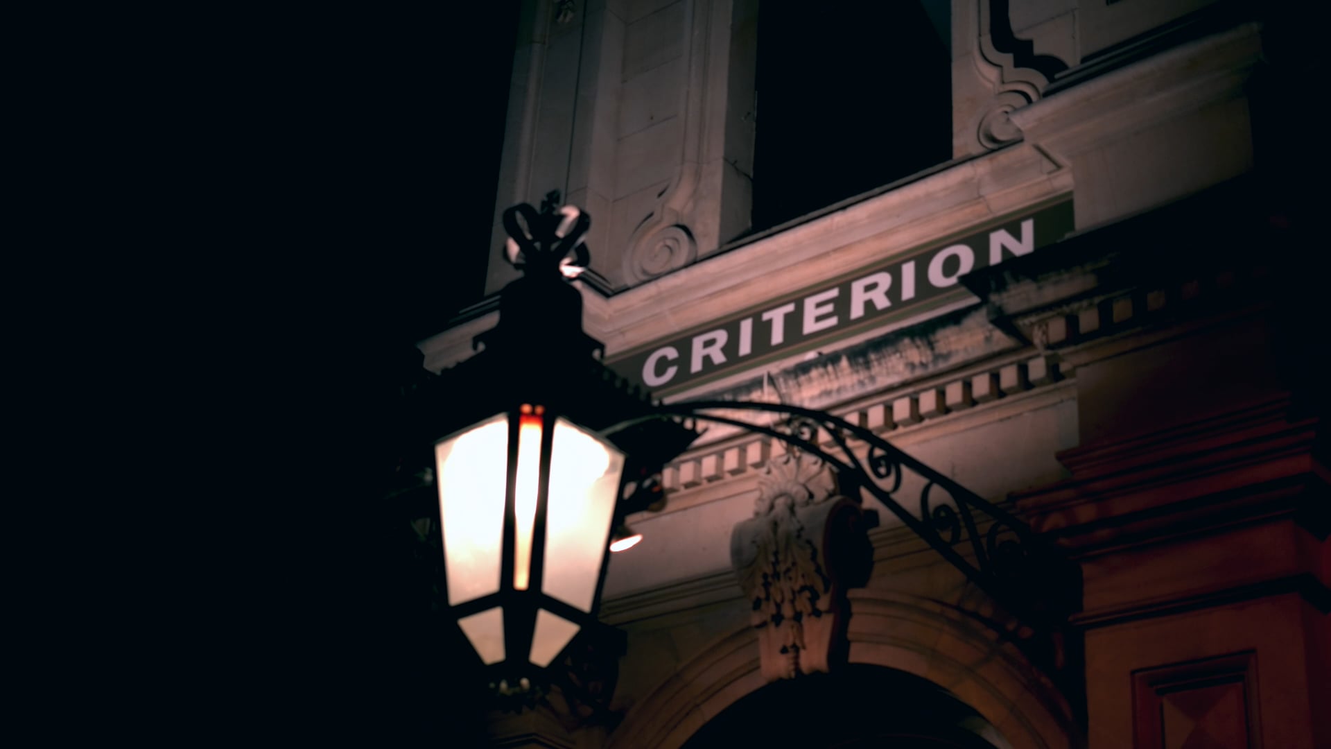 Iconic Heritage Pub - Criterion Hotel Bar & Eatery