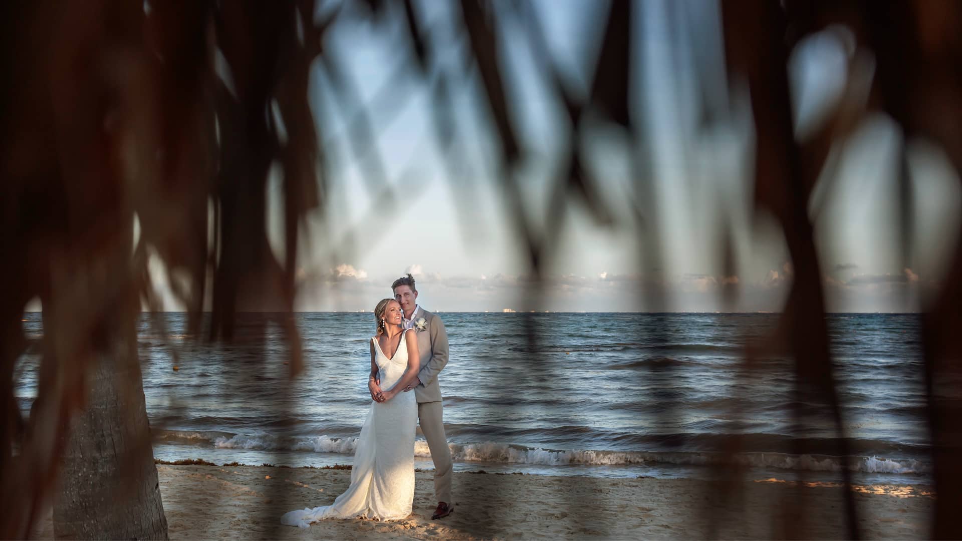 Trailer | Jocelyn + Tyler | Secrets Moxche on Vimeo